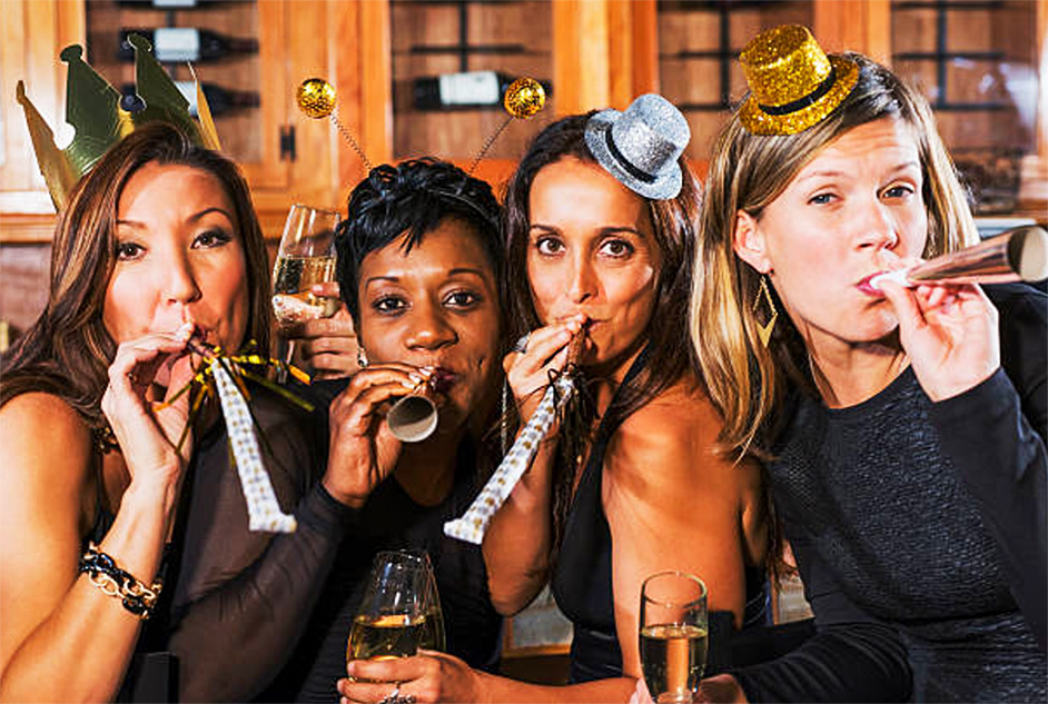 30 Easy and Fun Activities and Games for New Year’s Eve Party ...